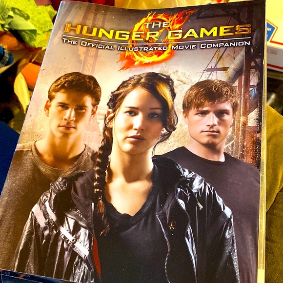 Scholastic | Other | The Hunger Games The Official Illustrated Movie ...